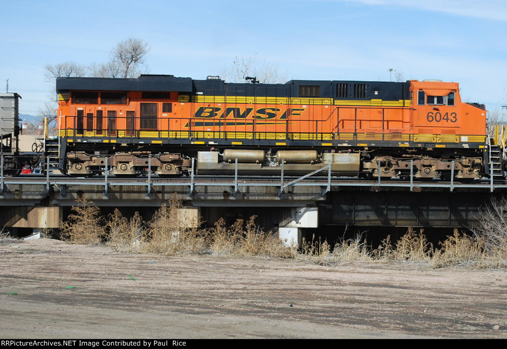 BNSF 6043